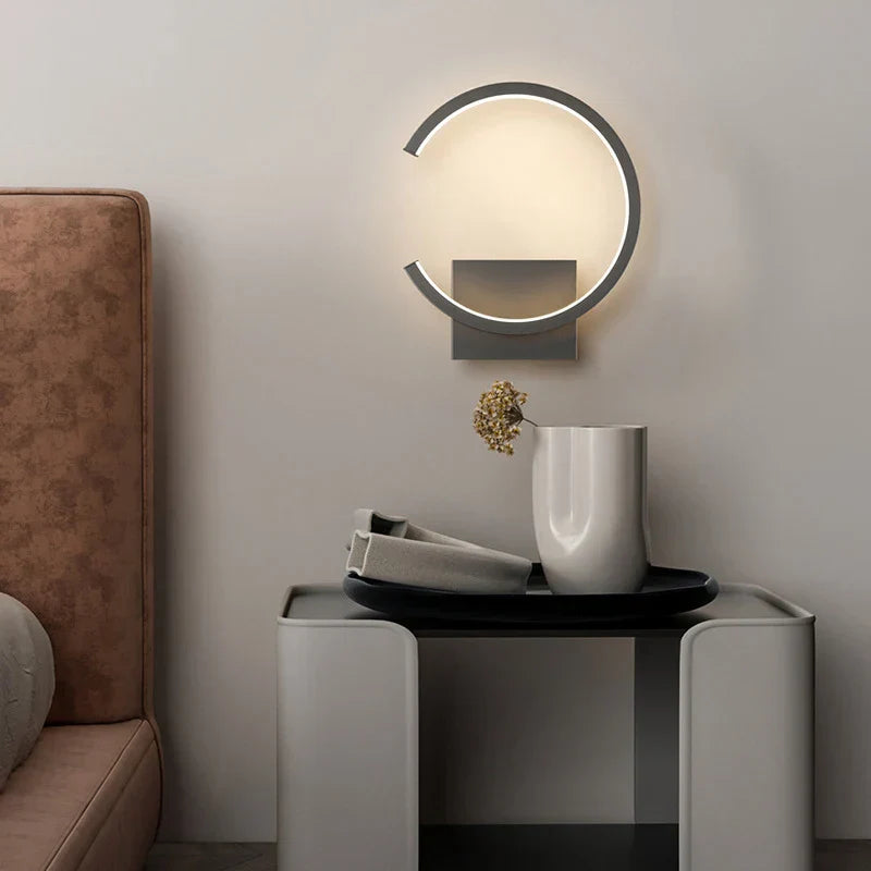 Moderne Wandlampe mit LED – Schlankes Design & warmes Licht für Ihr Zu